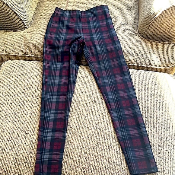 Boston Proper | Pants & Jumpsuits | Boston Proper Plaid Leggings In ...